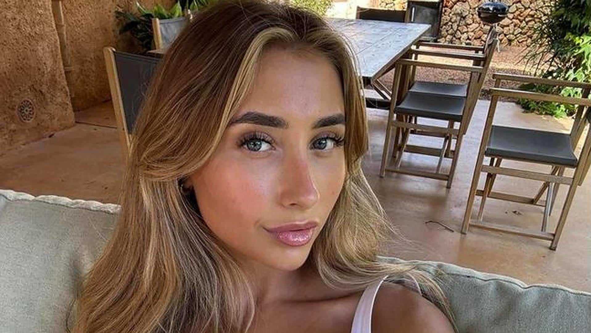 La modelo de OnlyFans que mantuvo relaciones sexuales con 100 hombres en un día anuncia que está ...